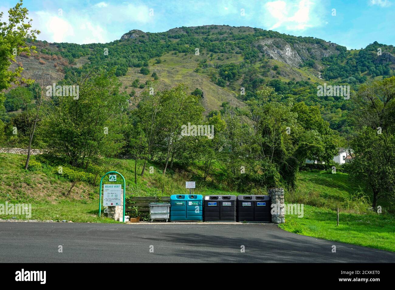 Relais vert hi-res stock photography and images - Alamy