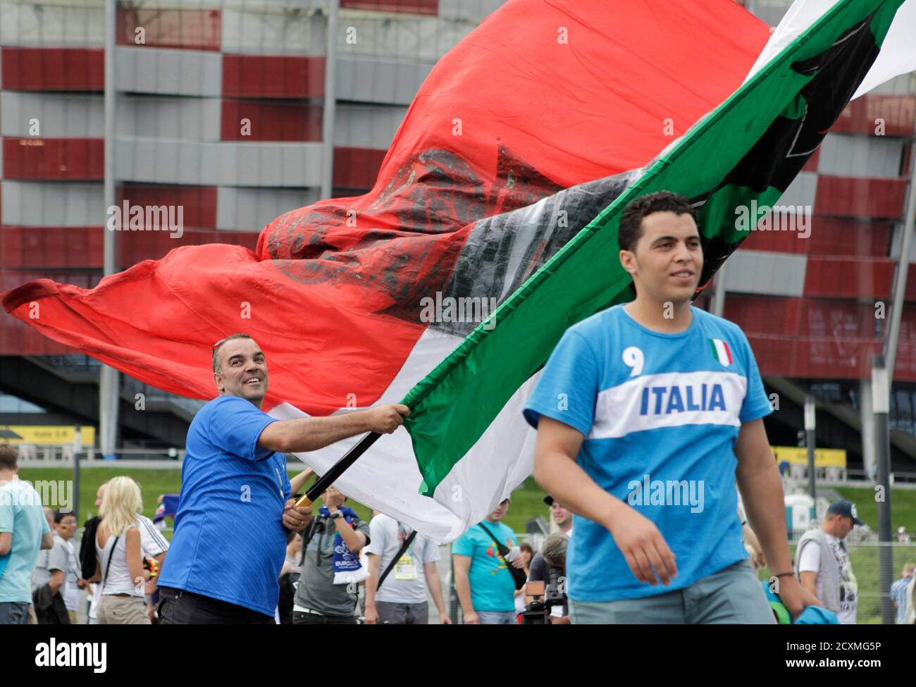 Giant italian flag hi-res stock photography and images - Alamy