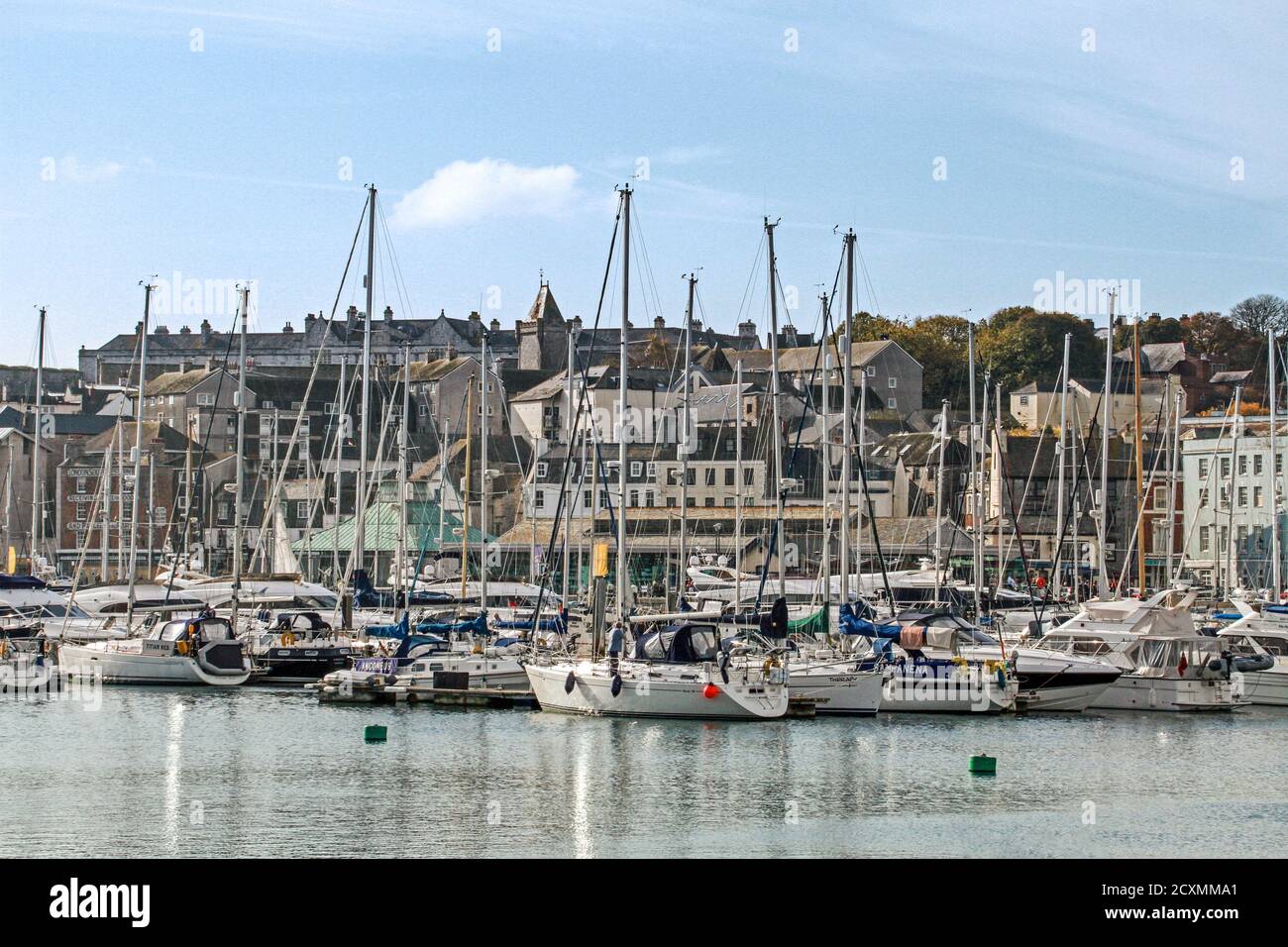 Plymouth Sutton Harbour, inner basin, yachts at rest in a safe haven ...