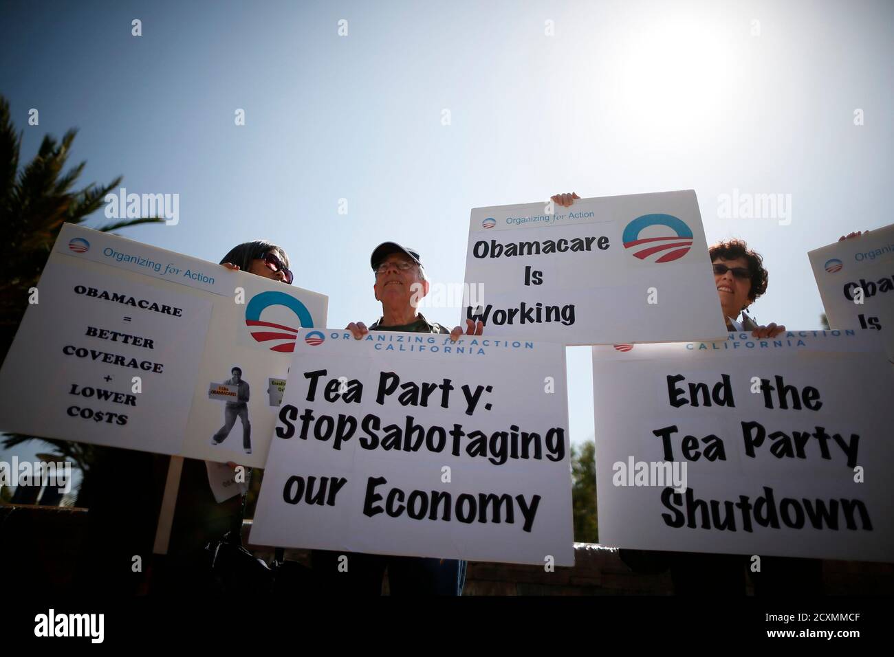 Tea act protest hi-res stock photography and images - Alamy