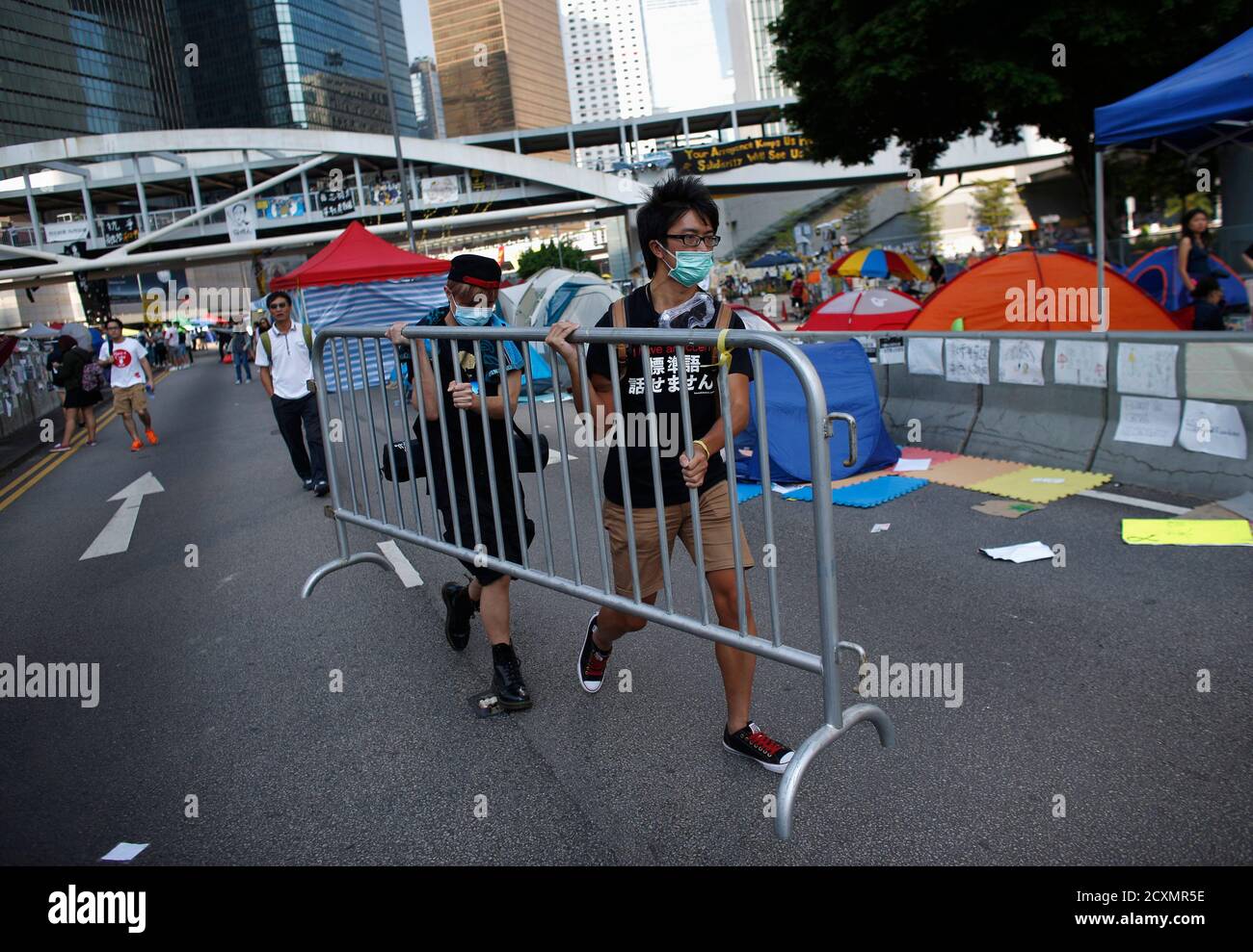Police erected barricades hi-res stock photography and images - Alamy