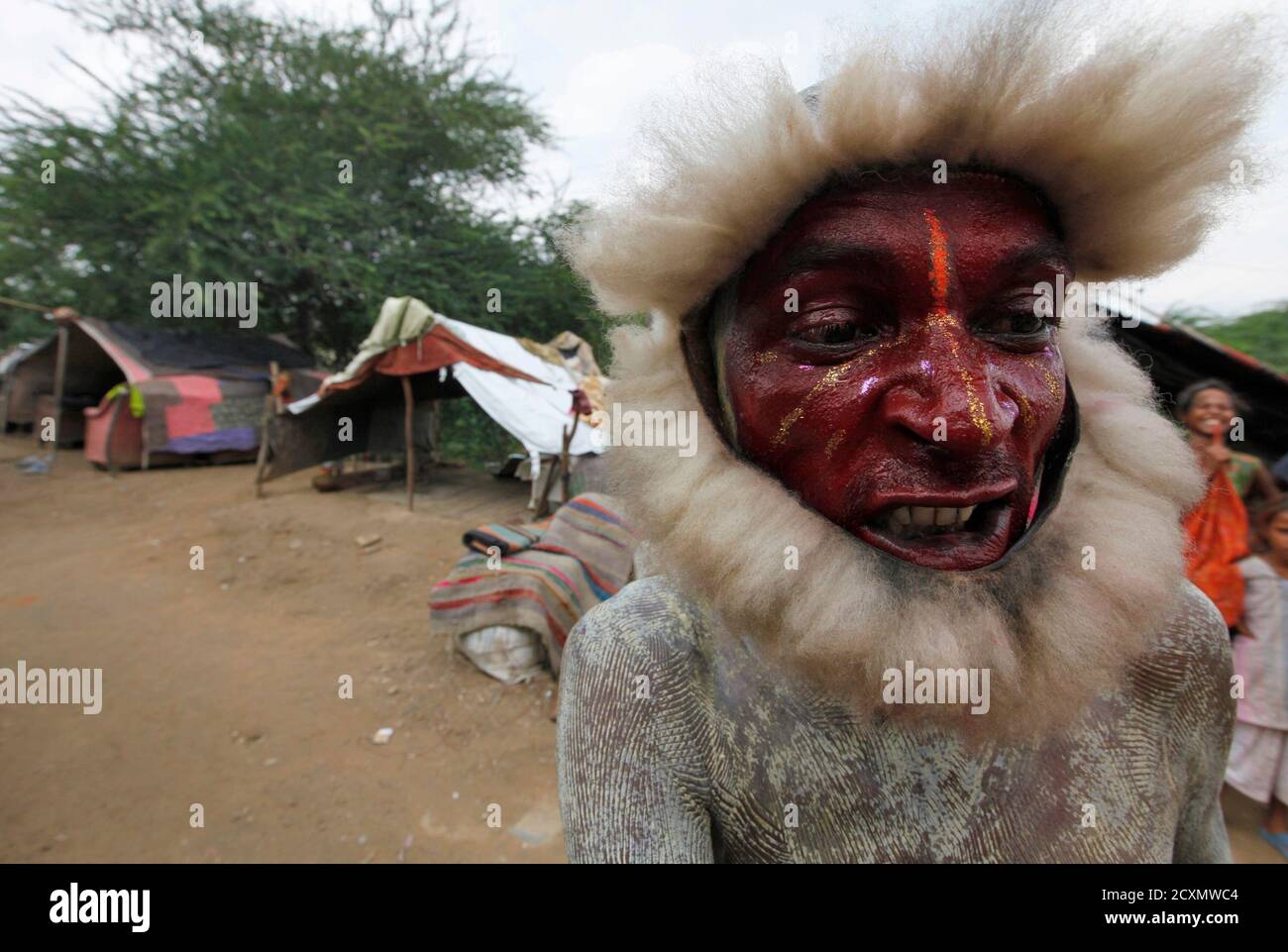 Monkey man delhi hi-res stock photography and images - Alamy