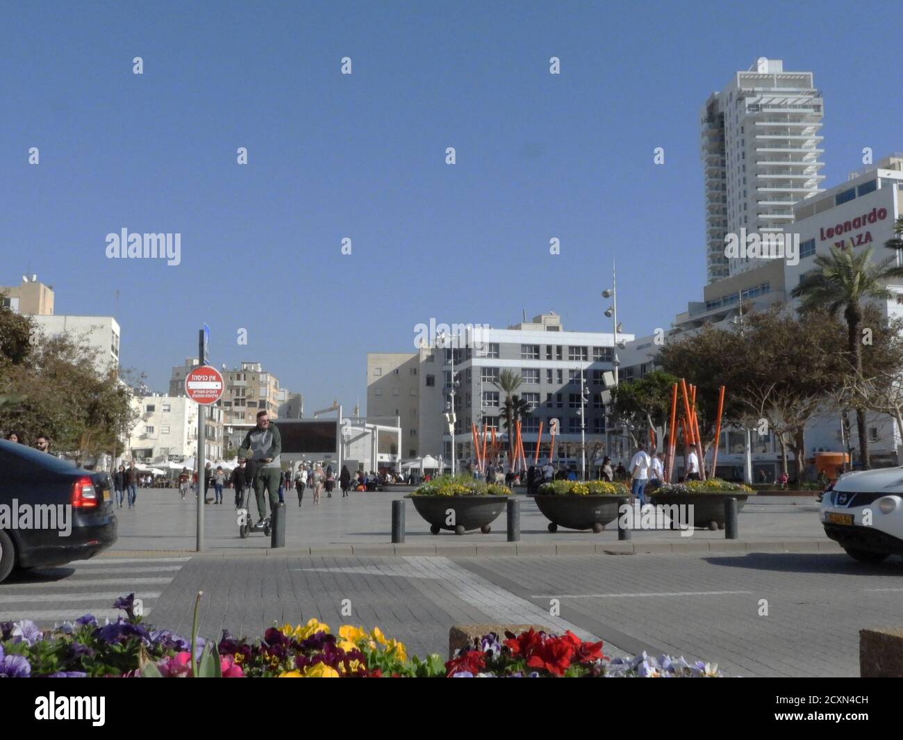 Israel, Sharon Region, Netanya coastal Promenade on the cliff ...