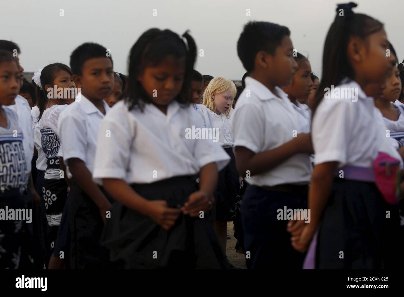 Guna yala children hi-res stock photography and images - Alamy