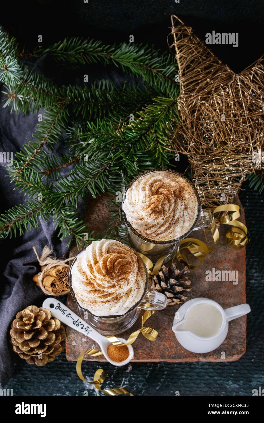 Overhead view two clay hi-res stock photography and images - Alamy