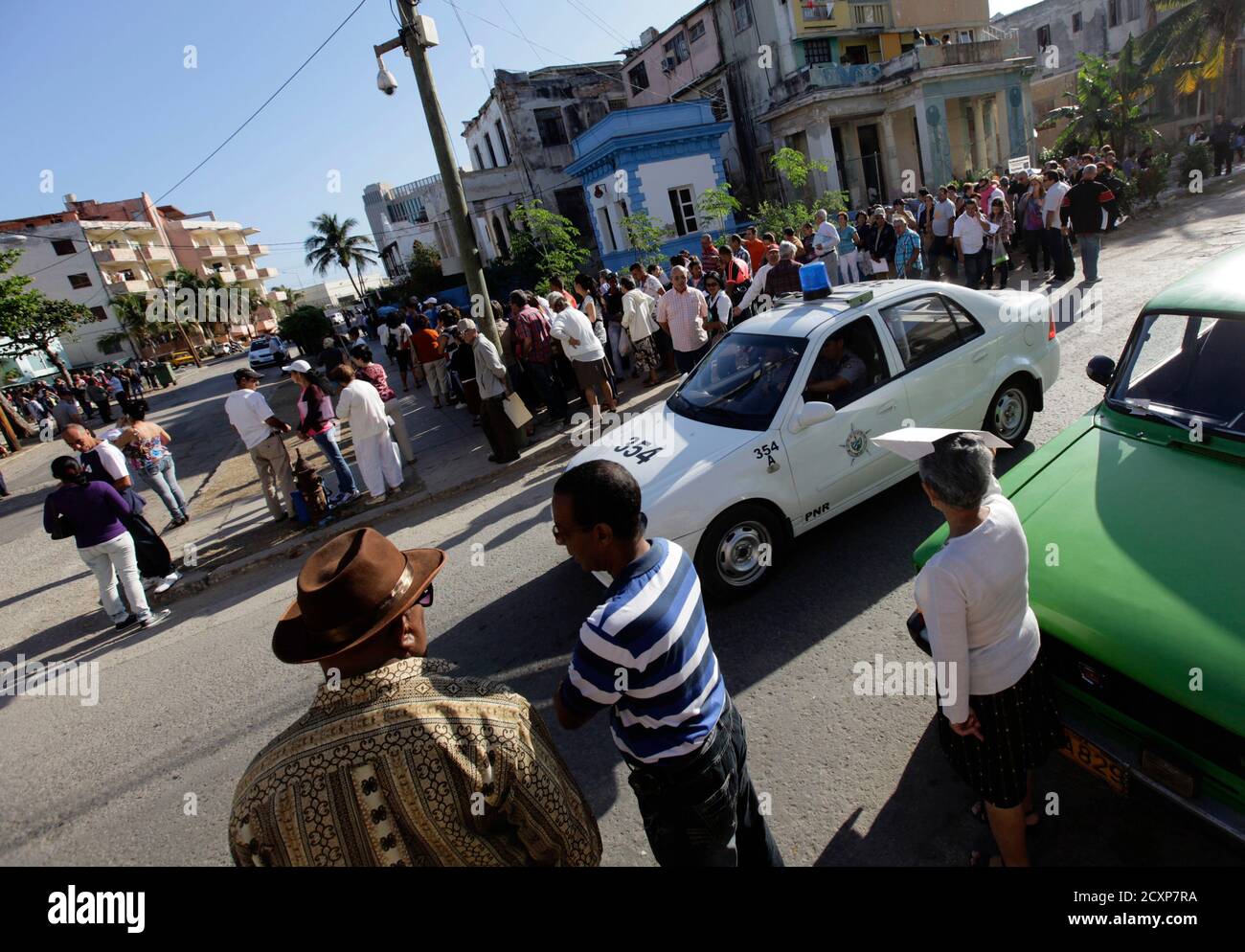 Cuban police car havana cuba hi-res stock photography and images - Alamy