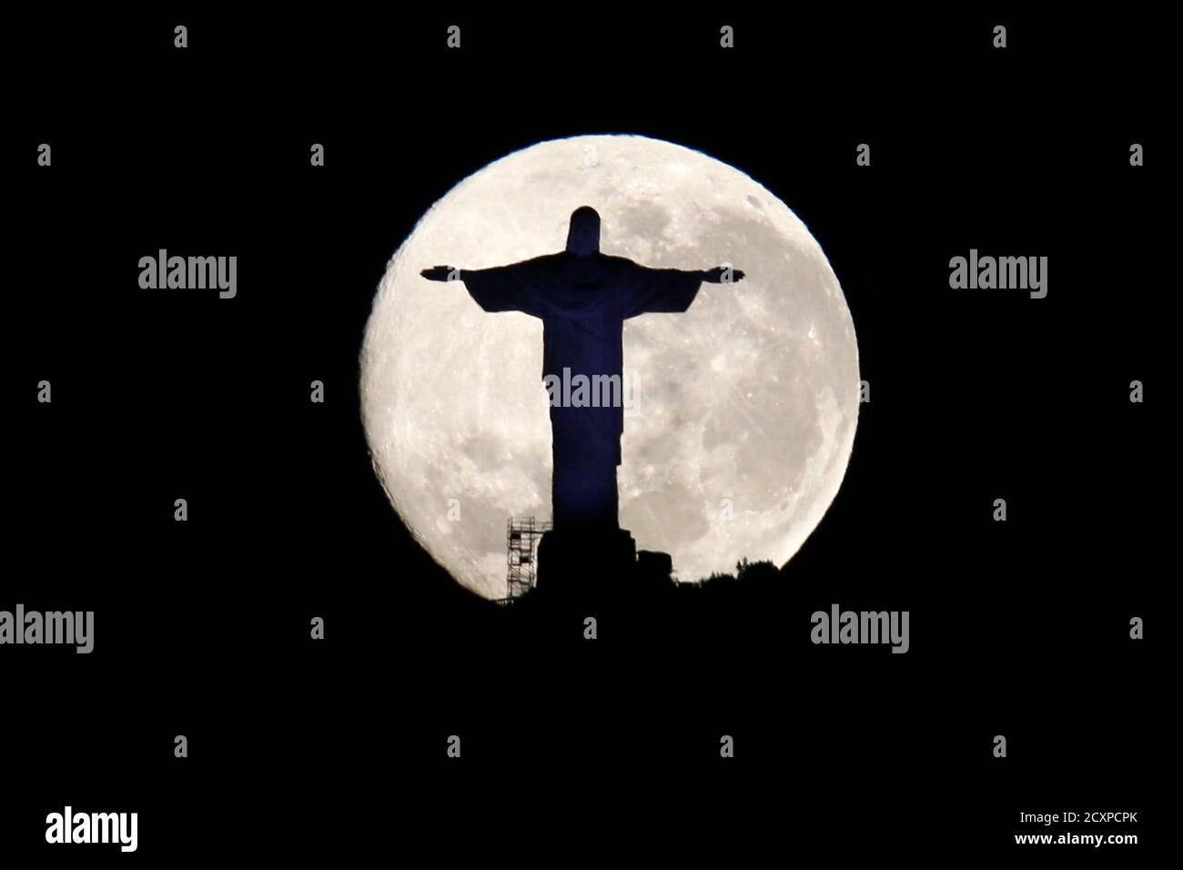 Brazil full moon night supermoon hi-res stock photography and images ...