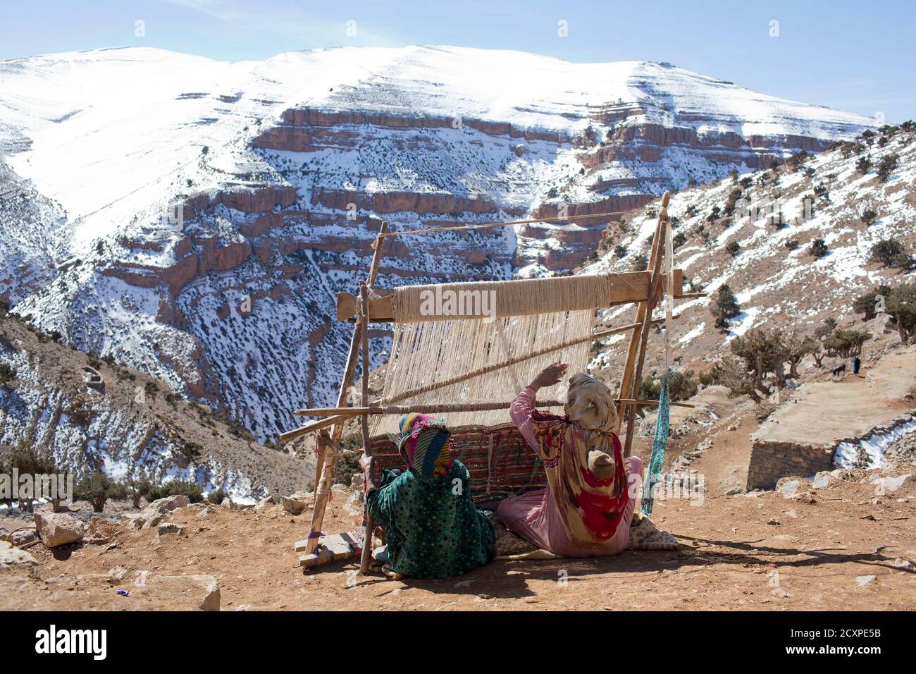 Women farming morocco hi-res stock photography and images - Alamy