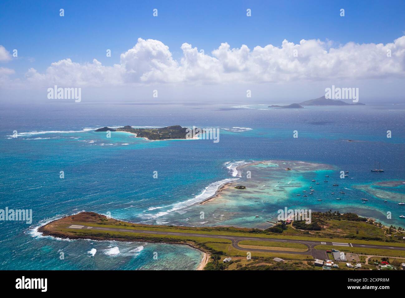 Grenada airport hi-res stock photography and images - Alamy