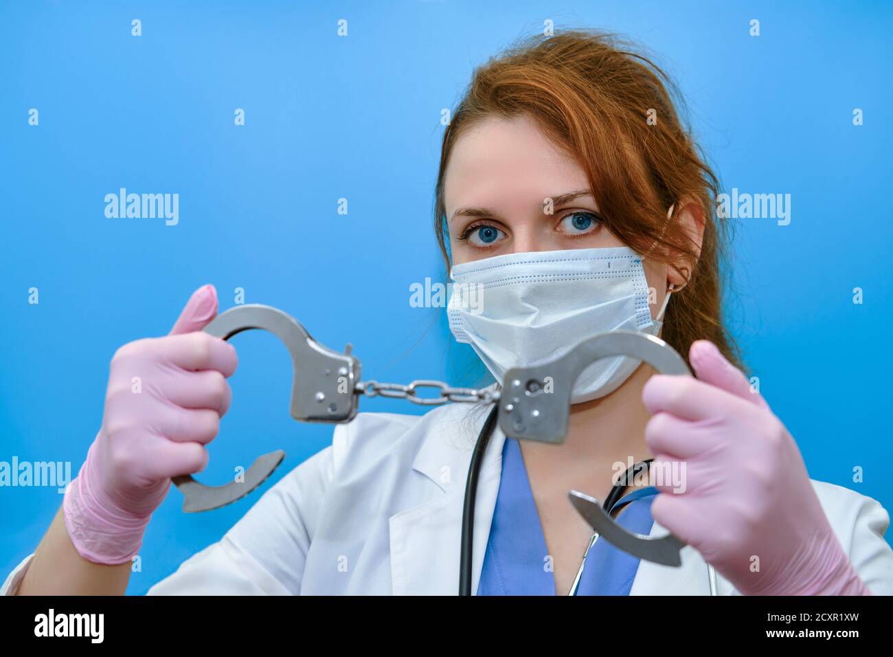 Money stethoscope handcuff hi-res stock photography and images - Alamy