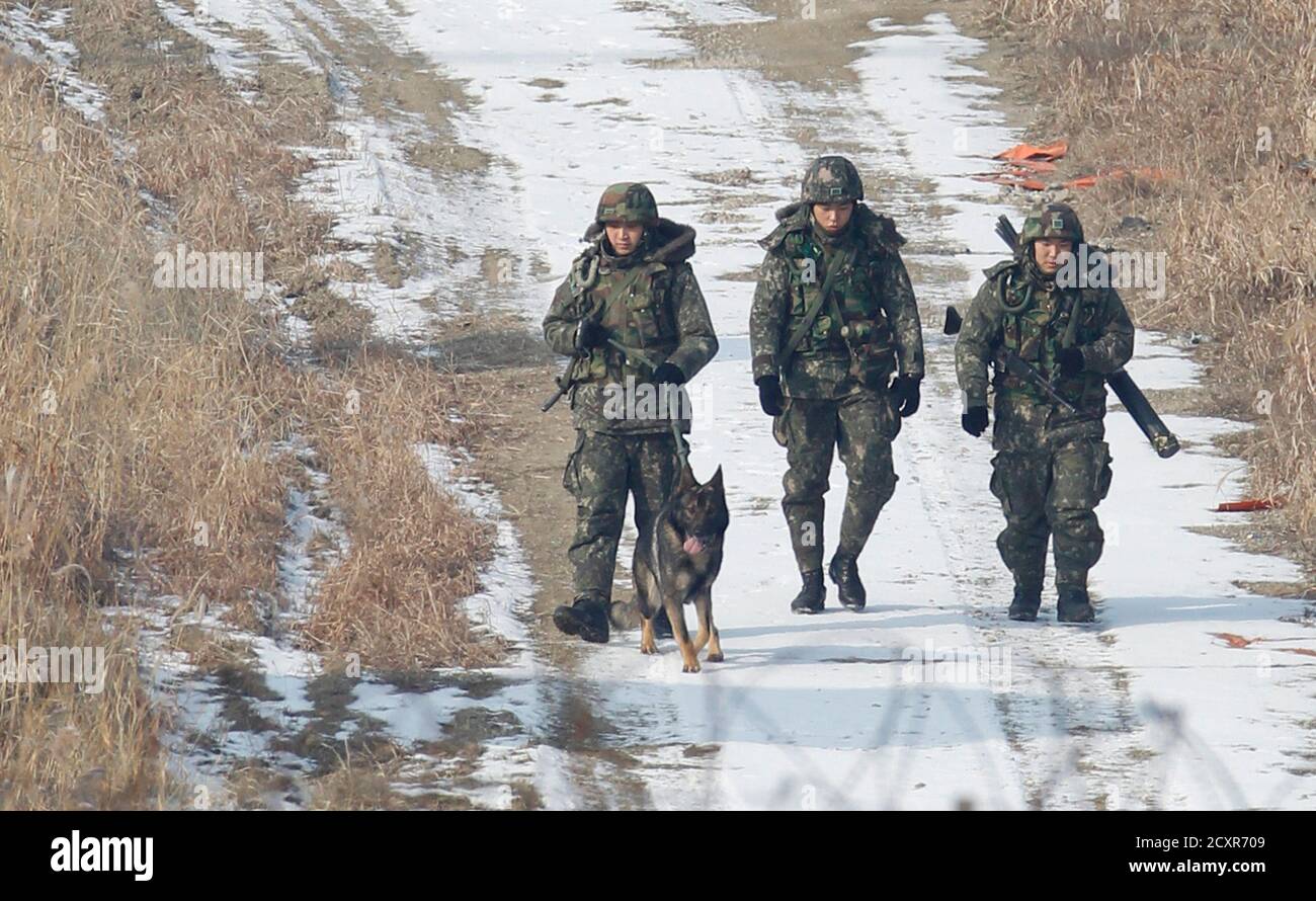 Korea Dmz Soldiers Patrol High Resolution Stock Photography and Images ...