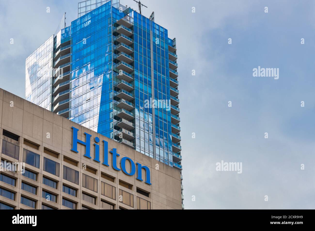 Hilton sign hi-res stock photography and images - Alamy