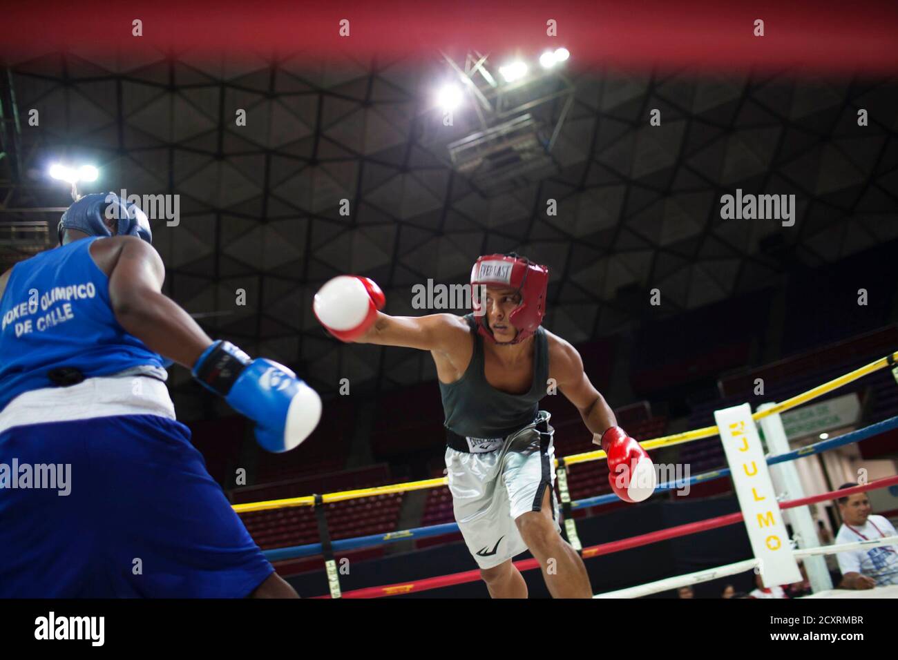 Valero boxing hi-res stock photography and images - Alamy
