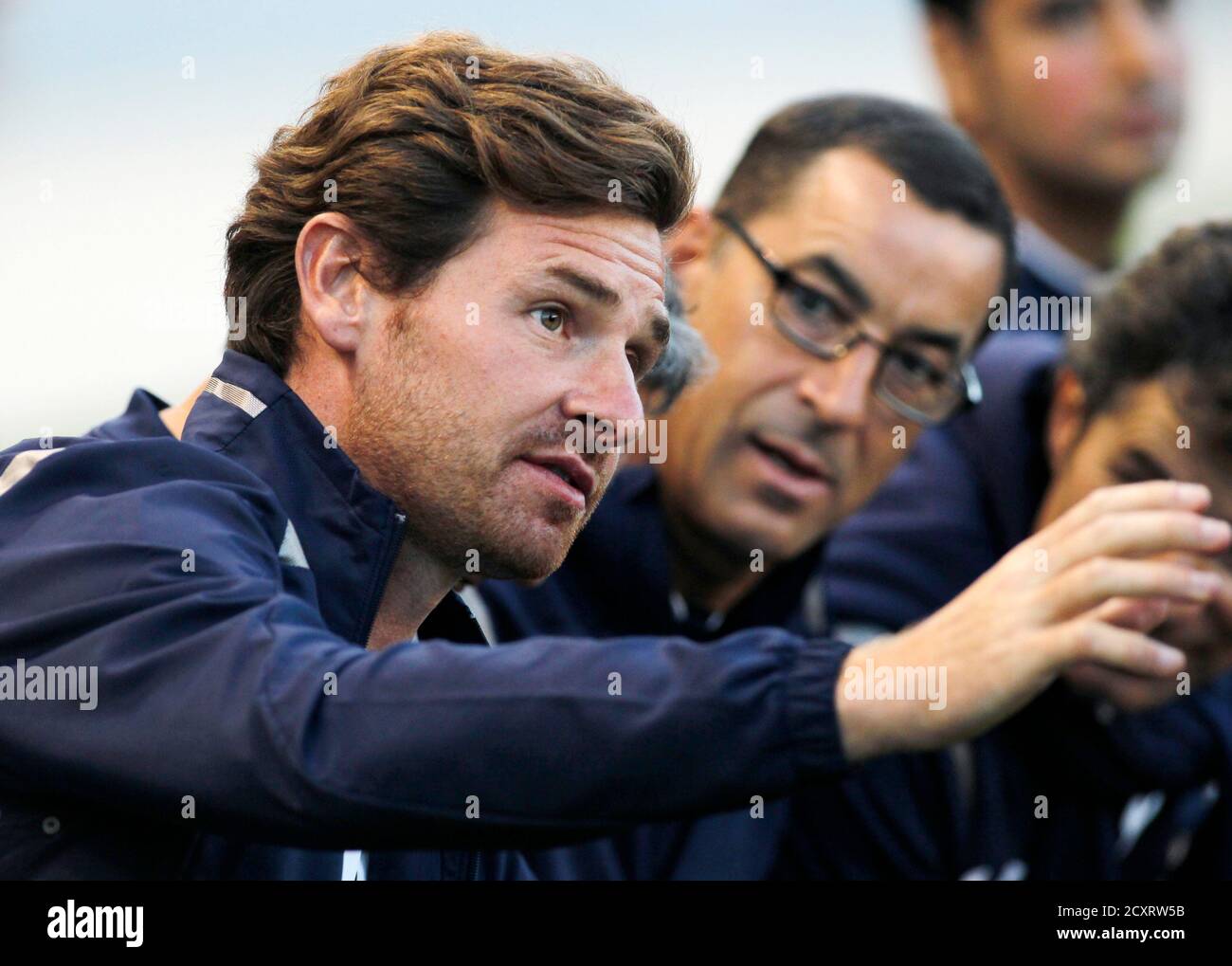 Tottenham hotspurs bench hi-res stock photography and images - Alamy
