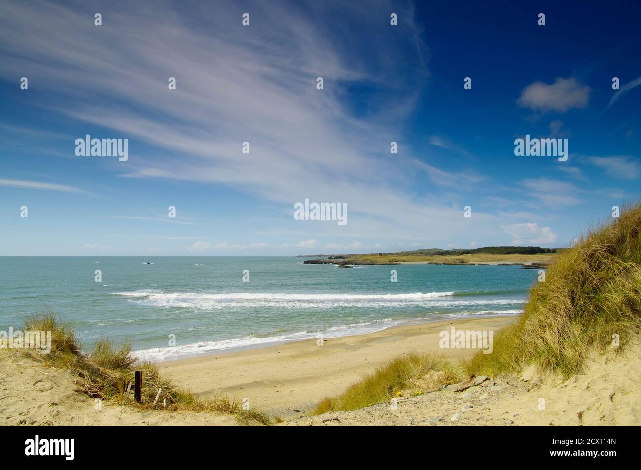Anglesey coast line hi-res stock photography and images - Alamy