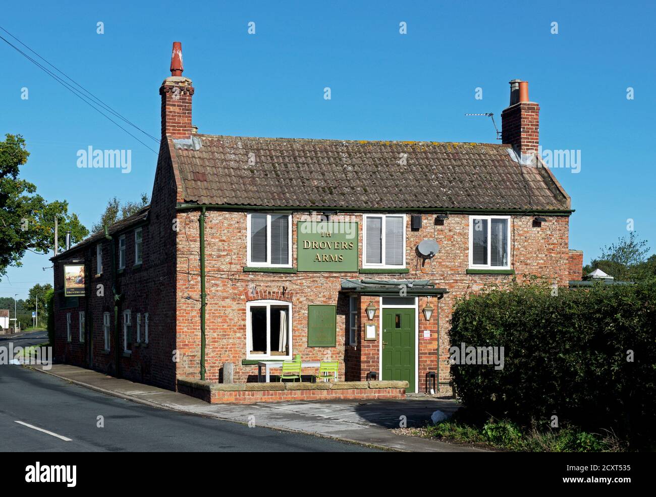 The Drovers Arms, a pub in the village of Skipwith, North Yorkshire ...