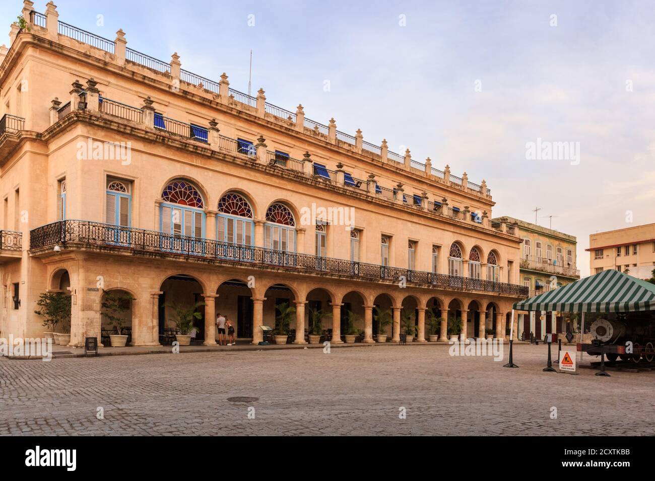 Hotel Santa Isabel, Spanish colonial style hotel in Plaza de Armas, La ...