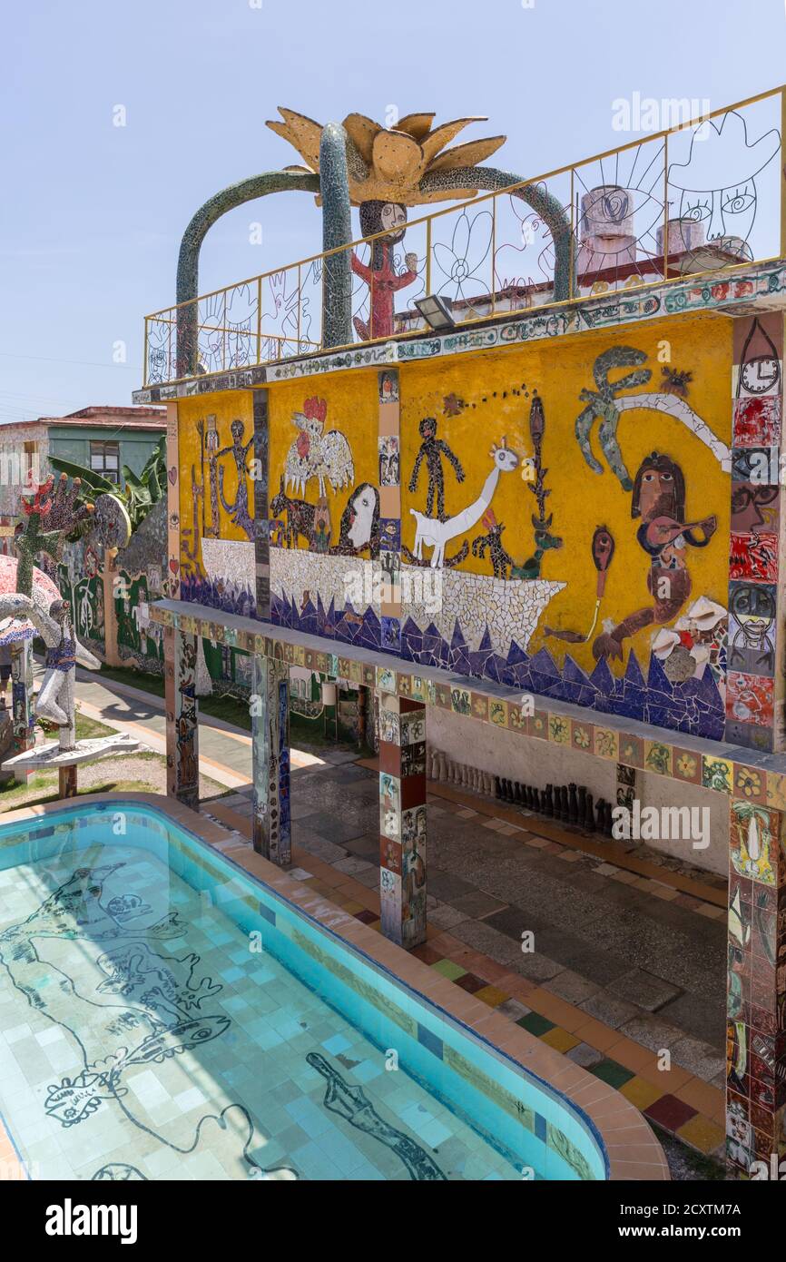 Fusterlandia Project, Jose Rodriguez Fuster's house, studio and suburb ...