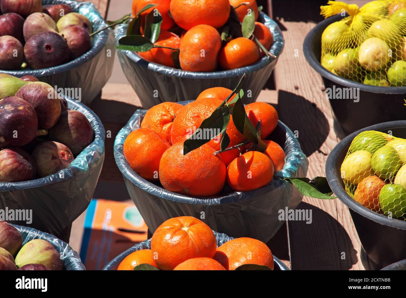 Saudi Arabia Fruit Market High Resolution Stock Photography and Images ...