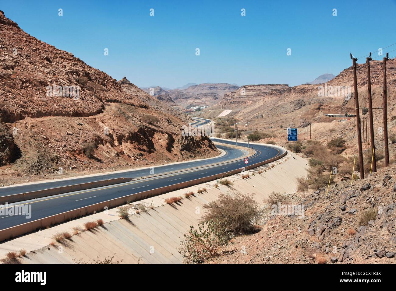 Saudi Arabia Highway High Resolution Stock Photography and Images - Alamy