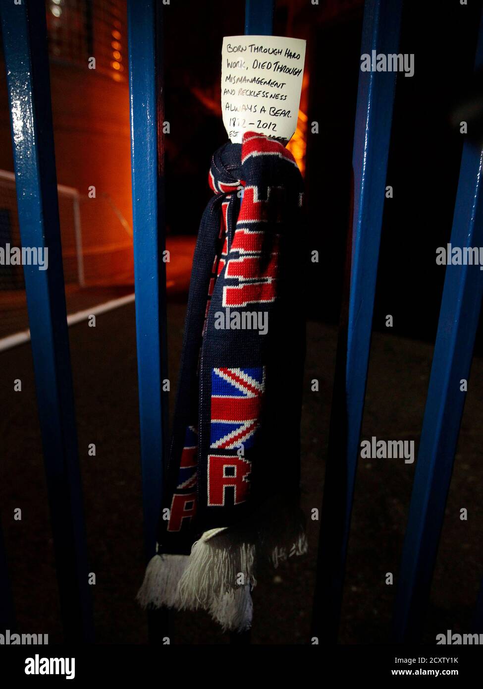 Glasgow rangers scarf hi-res stock photography and images - Alamy