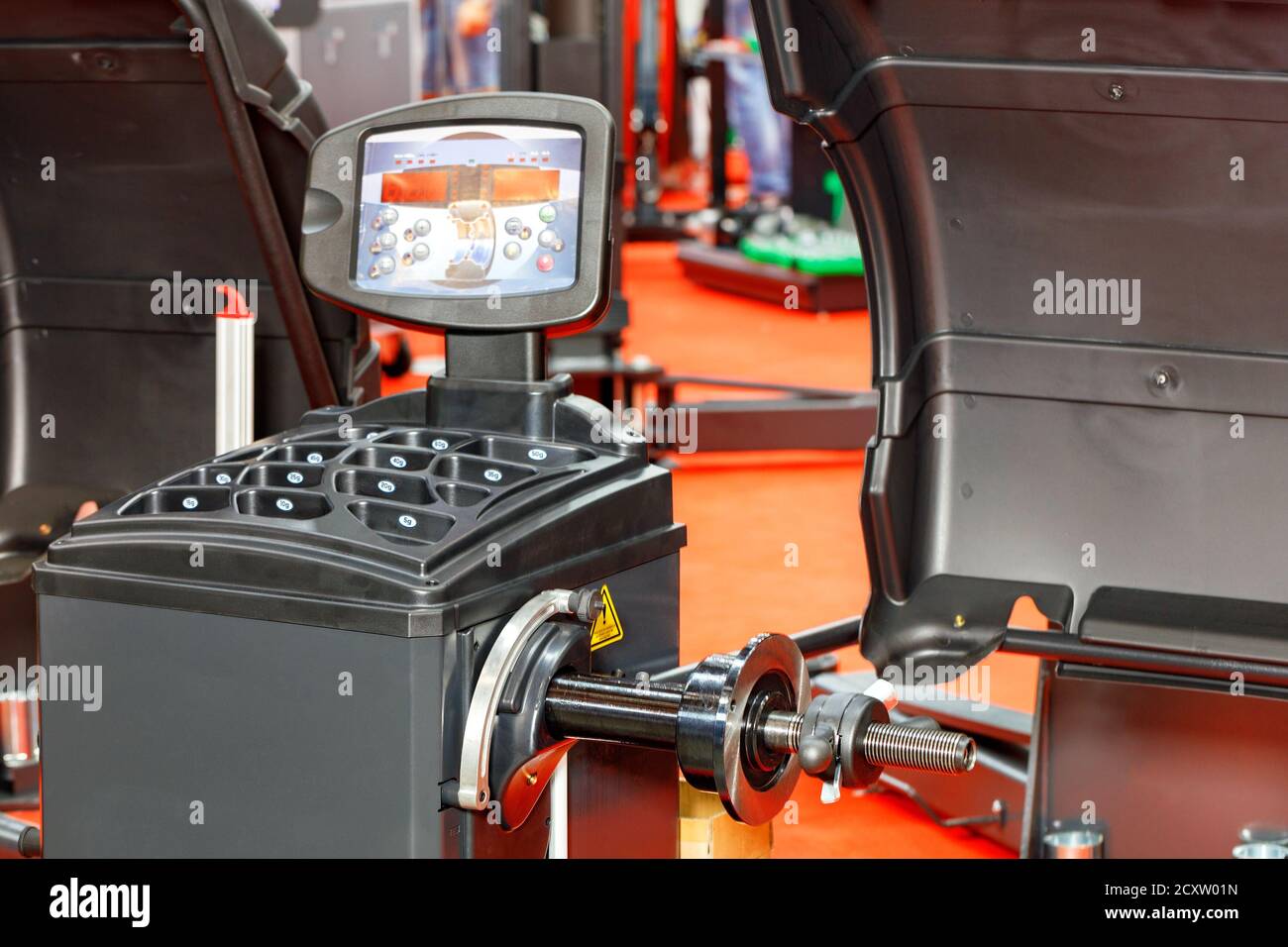 Car rims hi-res stock photography and images - Alamy