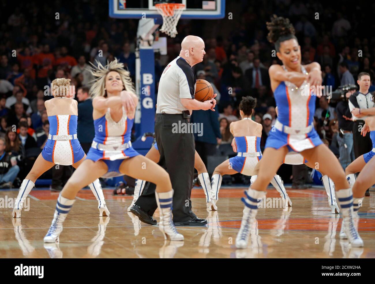 Nba dancers hi-res stock photography and images - Alamy