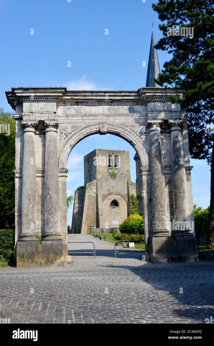 Bergues france hi-res stock photography and images - Alamy