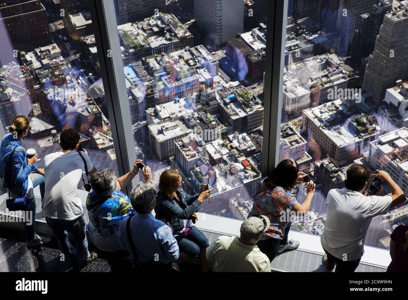102nd floor observatory hi-res stock photography and images - Alamy