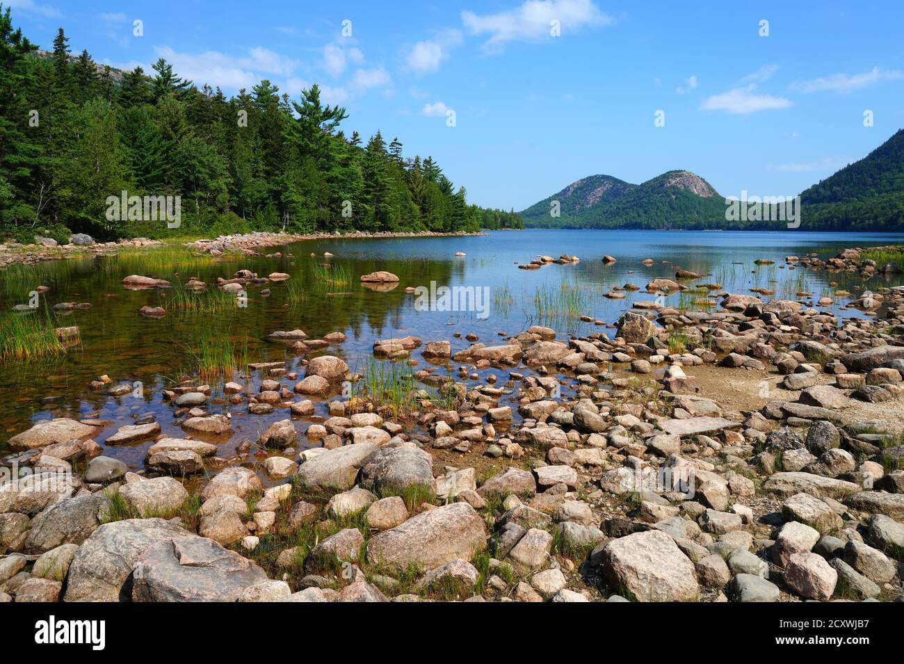 Landscape of Jordan Pond in Acadia National Park, Mount Desert Island ...