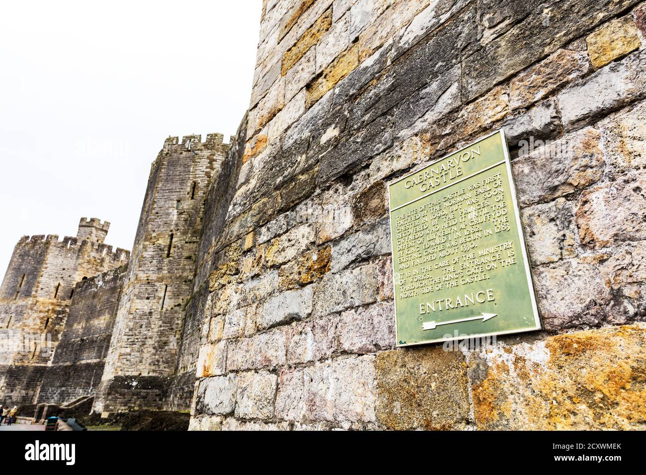 Caernarfon Castle, Caernarfon Castle sign, Caernarfon, Castle, castles ...