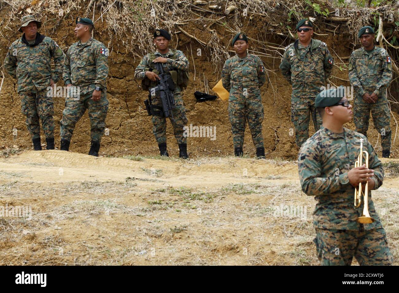 Panama security forces hi-res stock photography and images - Alamy