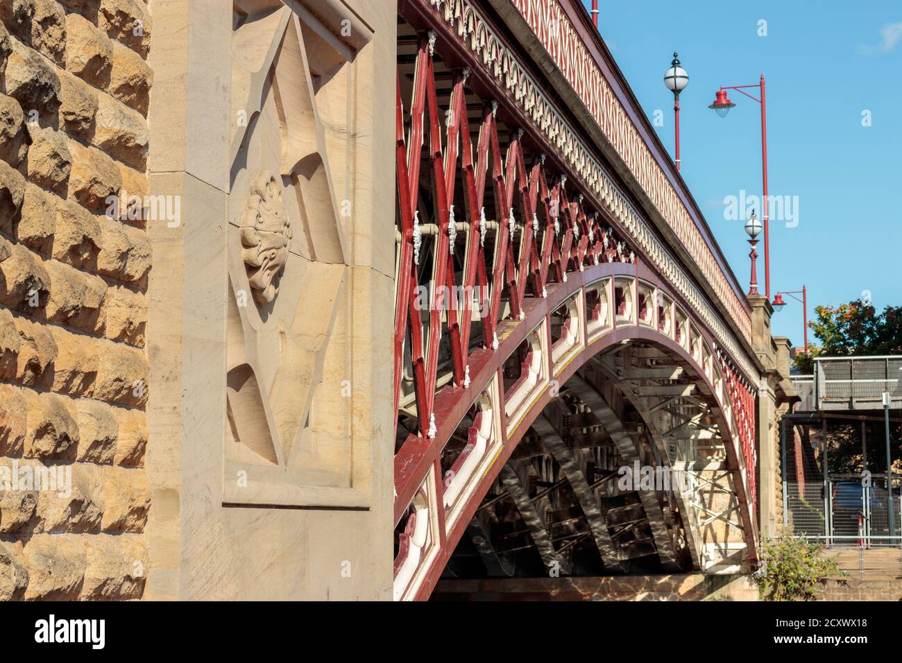 View of Crown Point Bridge over the River Aire, Leeds Stock Photo - Alamy