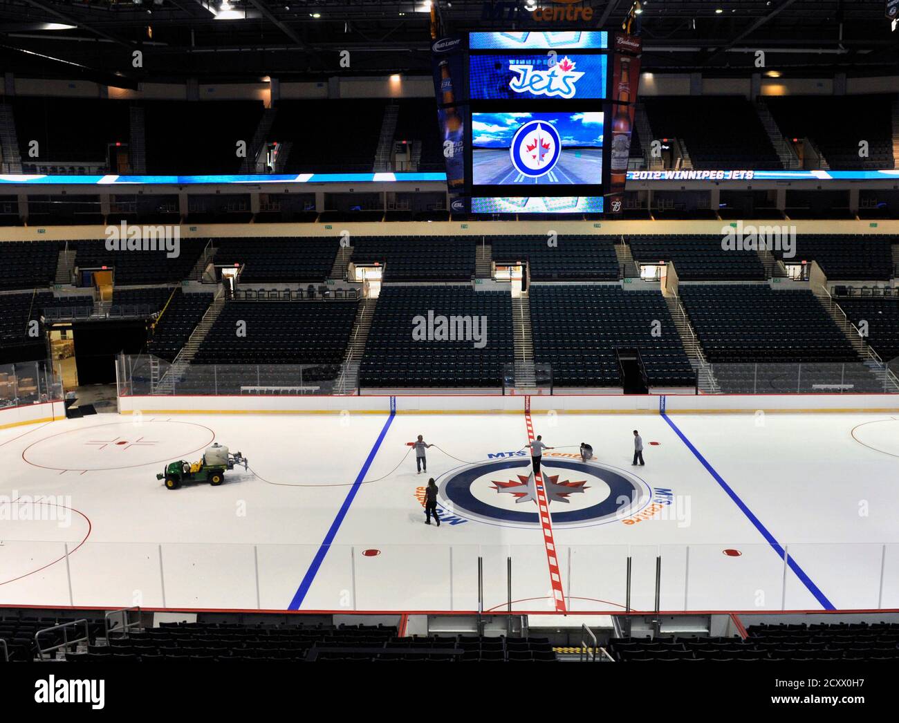 Winnipeg mts centre hi-res stock photography and images - Alamy