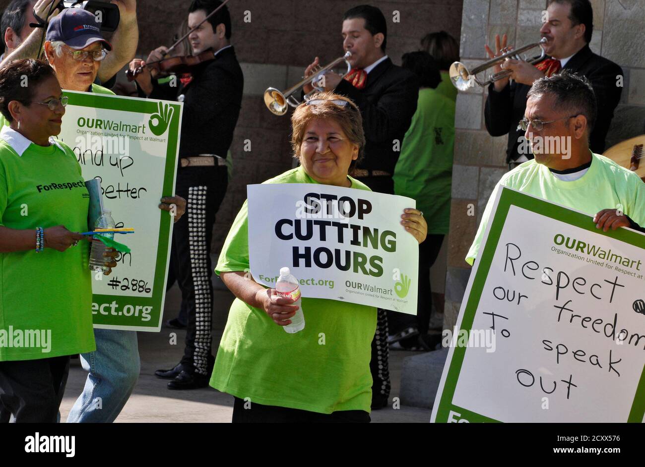 Unfair labour practices hi-res stock photography and images - Alamy