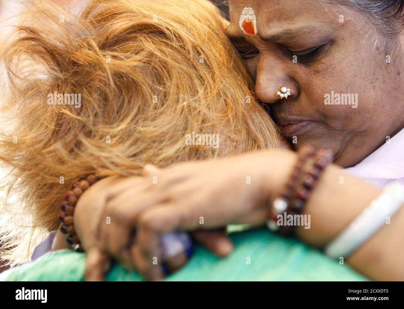 Amma mata amritanandamayi hi-res stock photography and images - Alamy