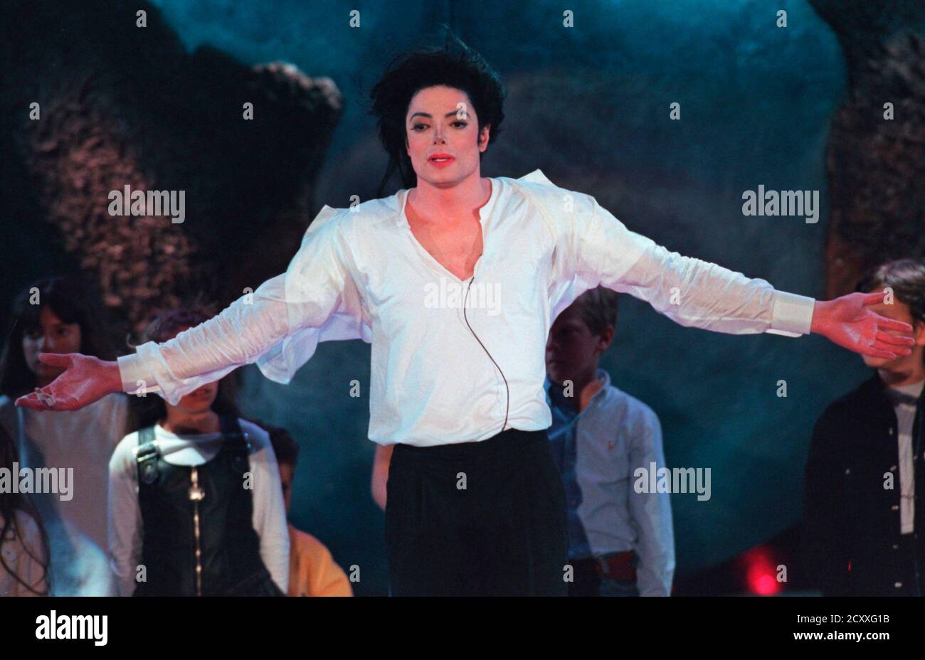 Michael jackson 1996 hi-res stock photography and images - Alamy