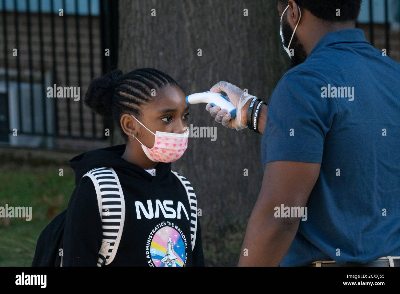 Entering the bronx hi-res stock photography and images - Alamy