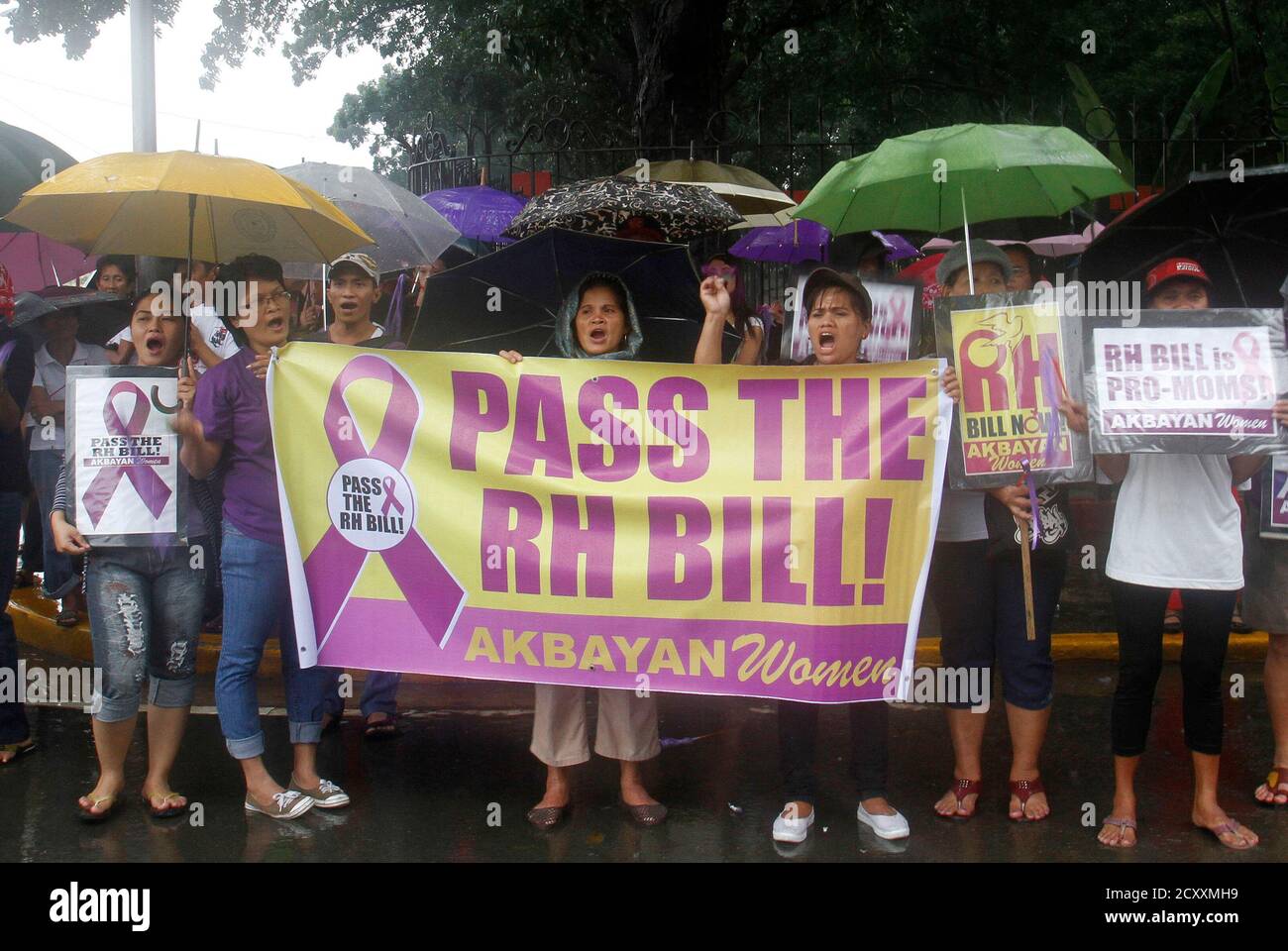 Corazon aquino rally philippines hi-res stock photography and images ...