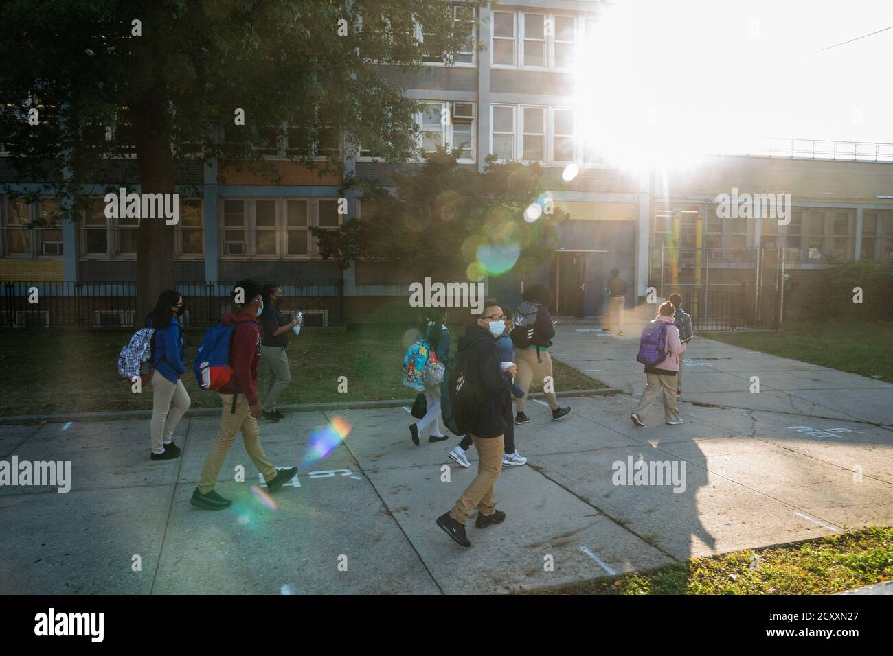 New York, New York, USA. 1st Oct, 2020. Students arrive to the Bronx ...
