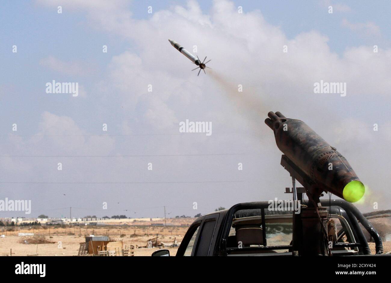 Rocket launcher images hi-res stock photography and images - Alamy