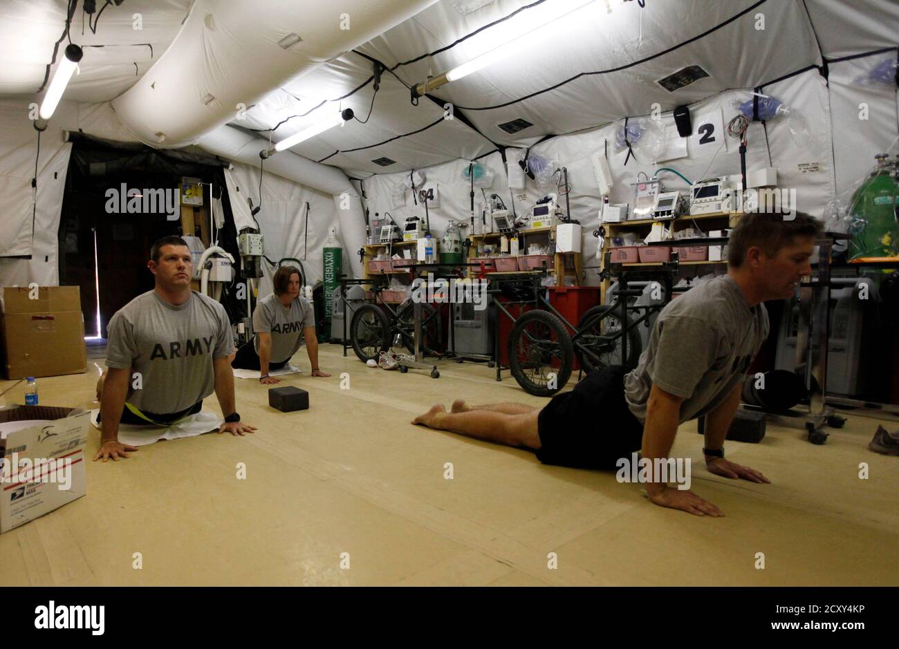 Forward operating base shank tent hi-res stock photography and images ...