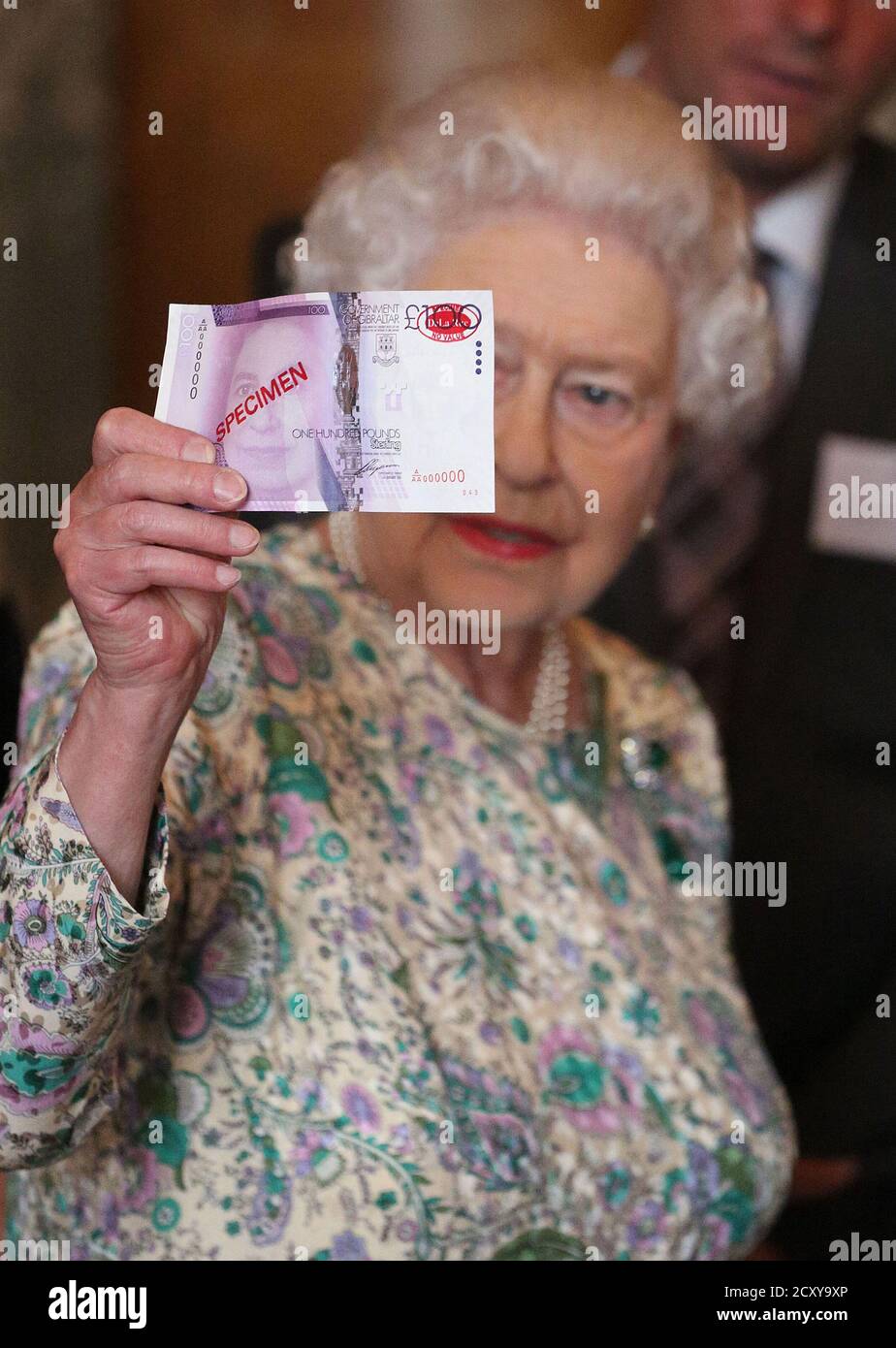 100 pound note hi-res stock photography and images - Alamy