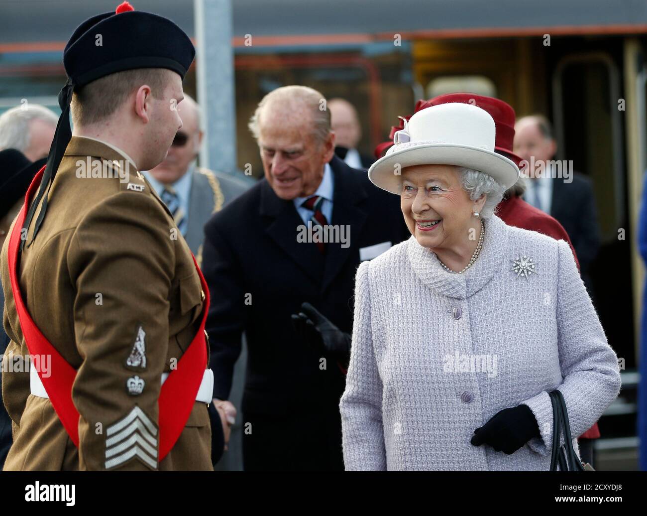 Queen elizabeth 20 november 2014 hi-res stock photography and images ...