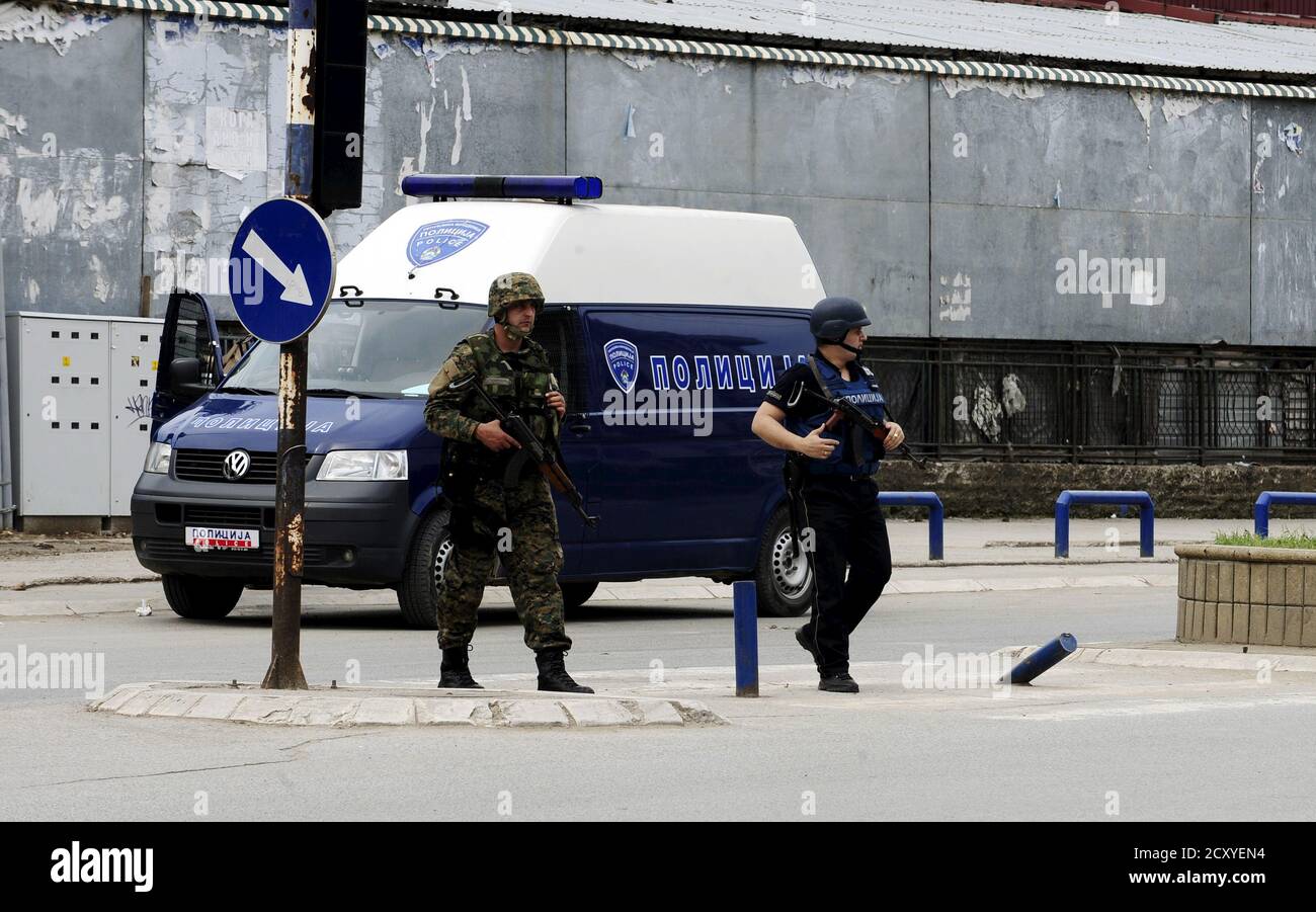 Heavily Armed Police High Resolution Stock Photography and Images - Alamy