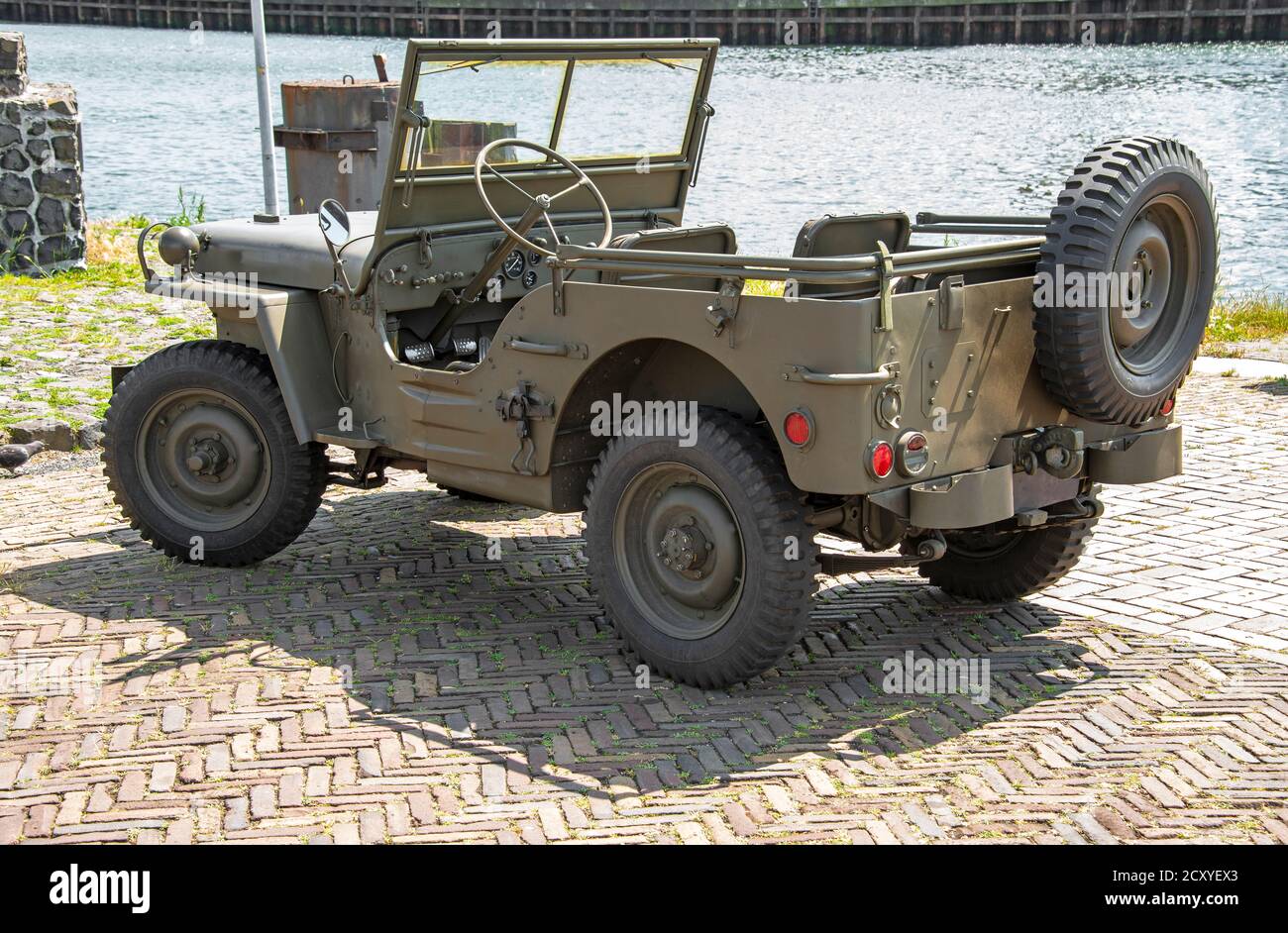 Medical jeep hi-res stock photography and images - Alamy
