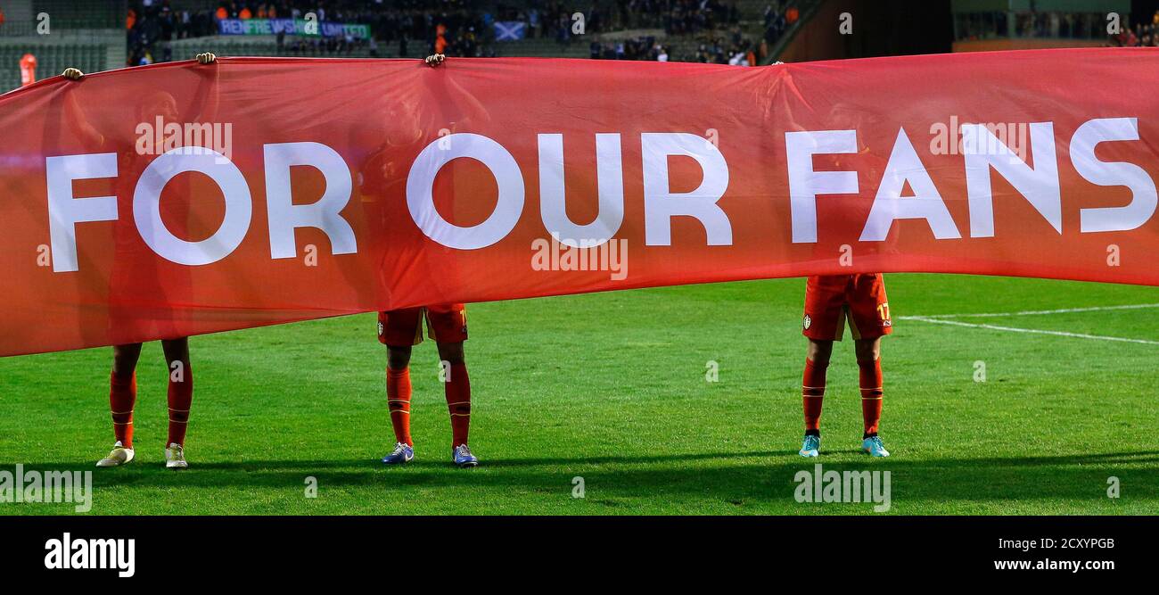 Soccer Stadium Crowd Banner High Resolution Stock Photography and ...