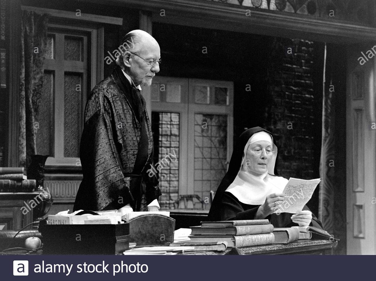 John Gielgud Stage High Resolution Stock Photography and Images - Alamy