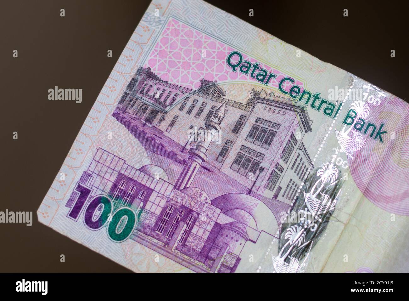 Money spread on table hi-res stock photography and images - Alamy