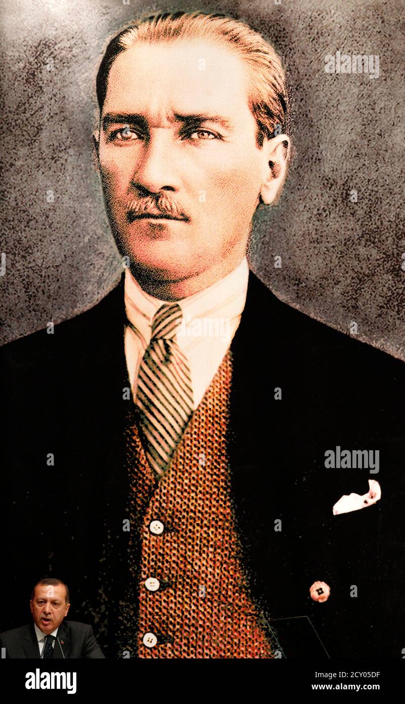 Recep tayyip erdogan portrait hi-res stock photography and images - Alamy